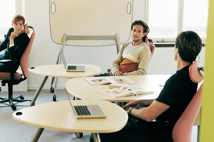 Wills Watson+Associates » Blog Archive » Kinnarps desking ranges